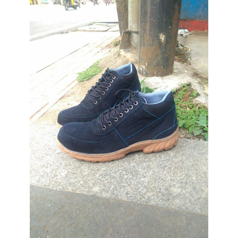 Jual sepatu boots ujung besi - sepatu safety ujung besi - sepatu kulit ...
