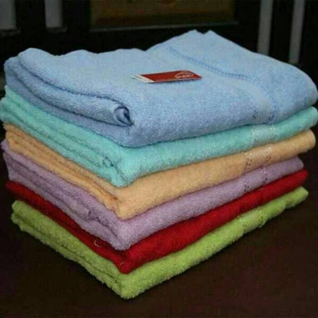 Jual Handuk Merah Putih Polos 30x70 cm | Shopee Indonesia