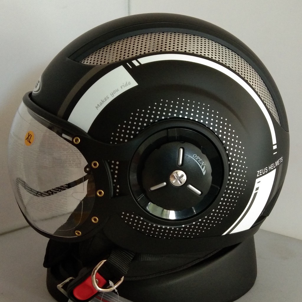 Jual Helm Zeus ZS-218 Matt Black SS12 White Halfface Retro | Shopee ...
