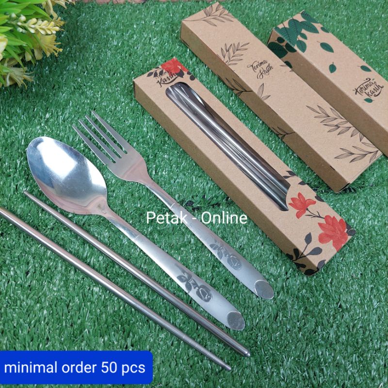 Jual 50 Pcs, Sendok Set Stainless Doff Bunga Kemasan Box Coklat ...