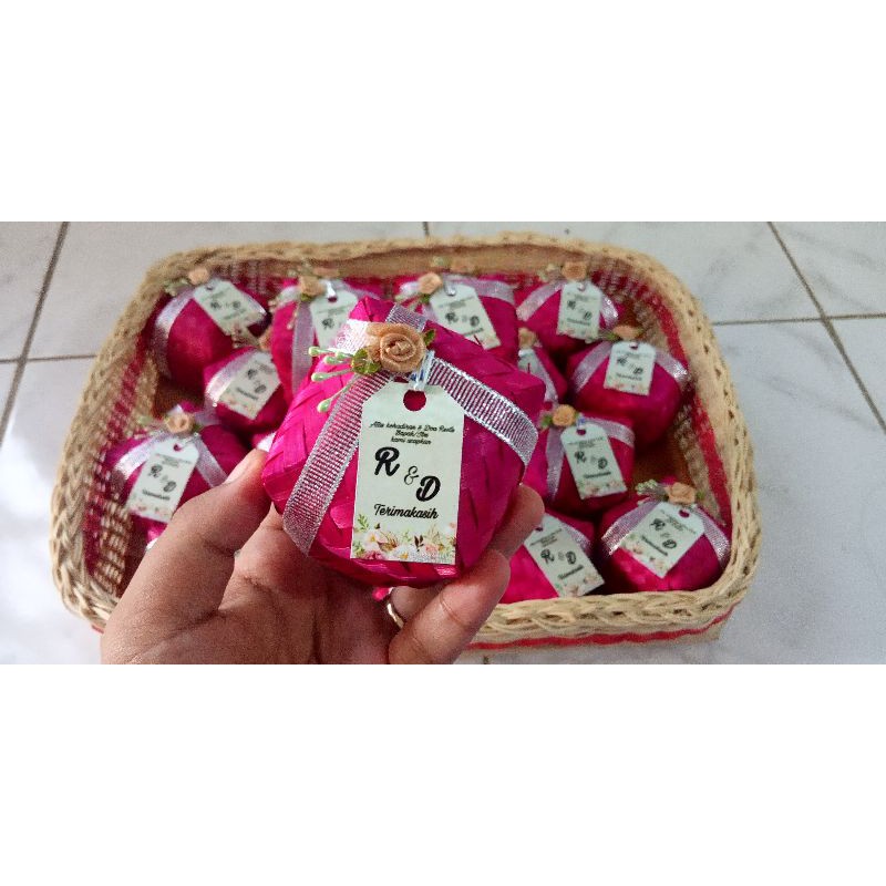 Jual Sirih pinang/tempat sirih pinang/besek sirih pinang | Shopee Indonesia
