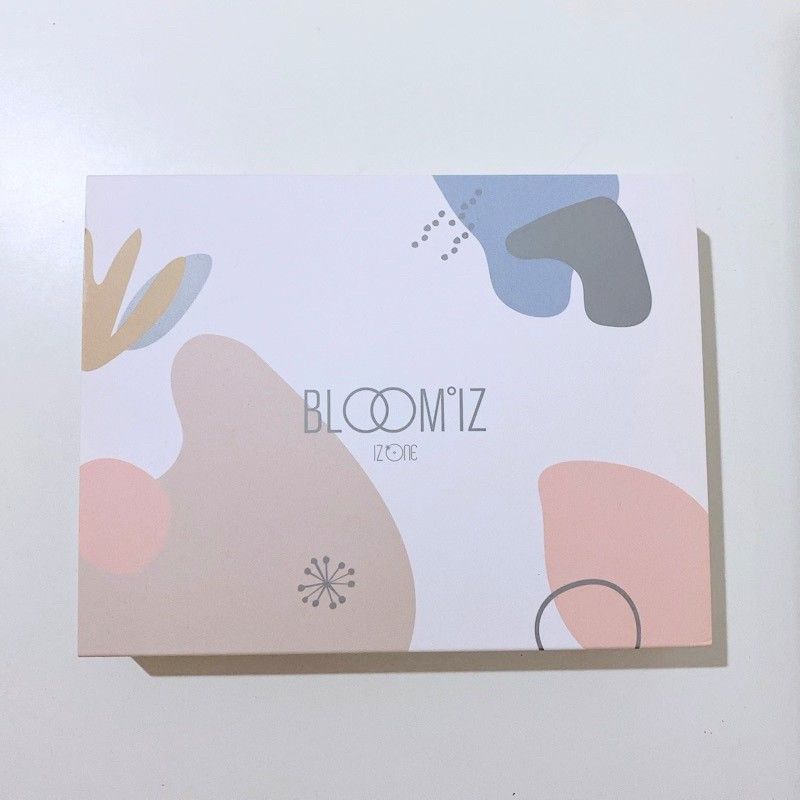 Jual [READY] IZONE album BLOOMIZ ORIGINAL | Shopee Indonesia