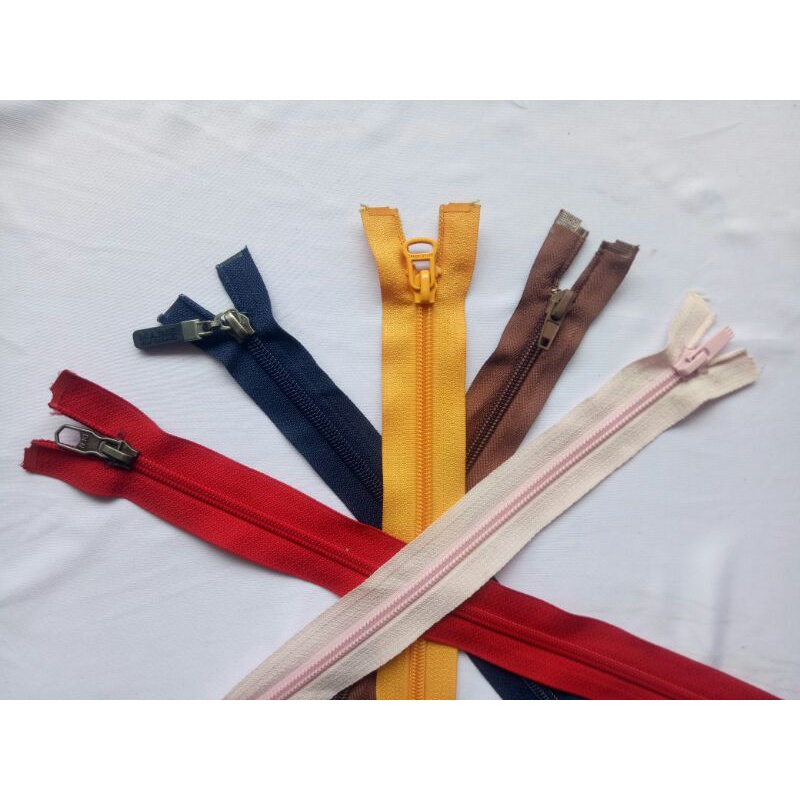 Jual Resleting jacket gigi halus/coil ukuran 45/65cm | Shopee Indonesia