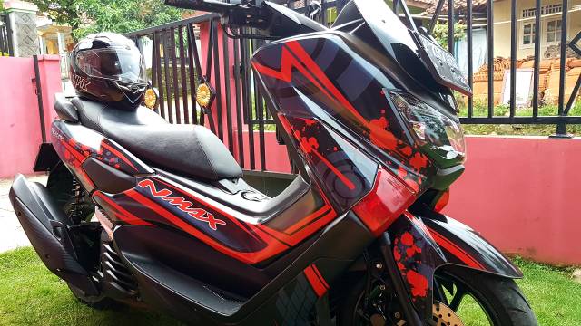 Jual Decal stiker nmax old / aksesori nmax stiker cutting nmax hitam ...