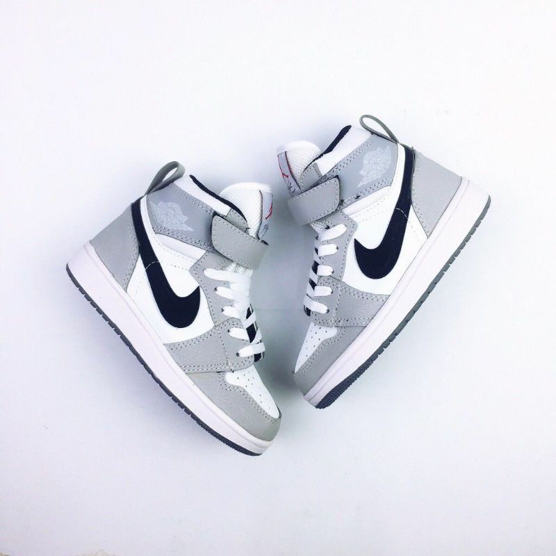 Jual Sepatu anak cewek cowok jordan cocok untuk sekolah jalan jalan ...