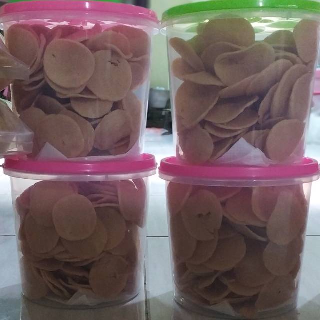 Jual Getas/kemplang/keripik getas/keripik kemplang kemasan 1 kg toples ...