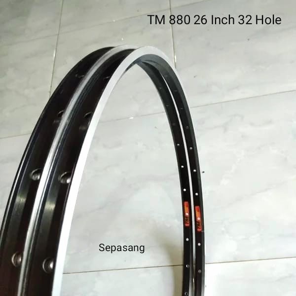 Jual Velg Sepeda Mtb Rims 26 Araya Tm 880 32H Hitam Brakeline | Shopee ...