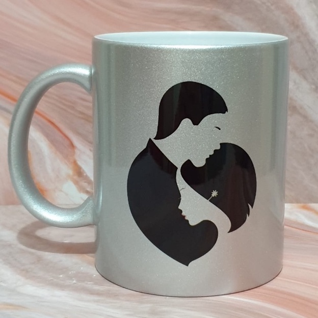 Jual GMM-13 / Souvenir Mug Gliter Custom Teks dan Gambar Hitam ( Siluet ...