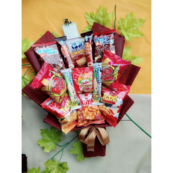 Jual Bucket snack/ bucket makanan/ parcel snack/ hadiah wisuda/ hadiah ...