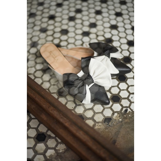 Jual Scilla Marie Antoinette Mules in Black White Genuine Leather ...