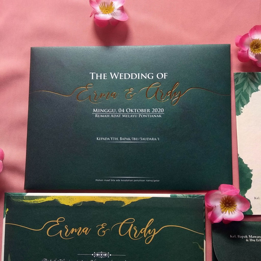Jual Undangan Pernikahan Hardcover Hijau Rustic (SAMPLE) | Shopee Indonesia