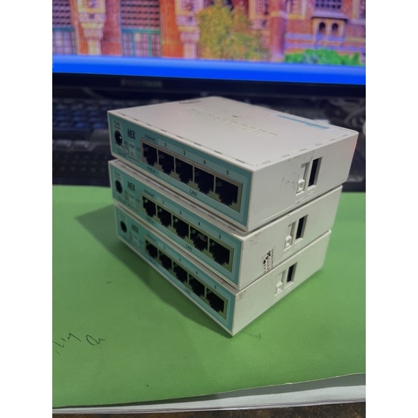 Jual Mikrotik HEX RB750Gr3 dan RB433 dan RB760iGS | Shopee Indonesia