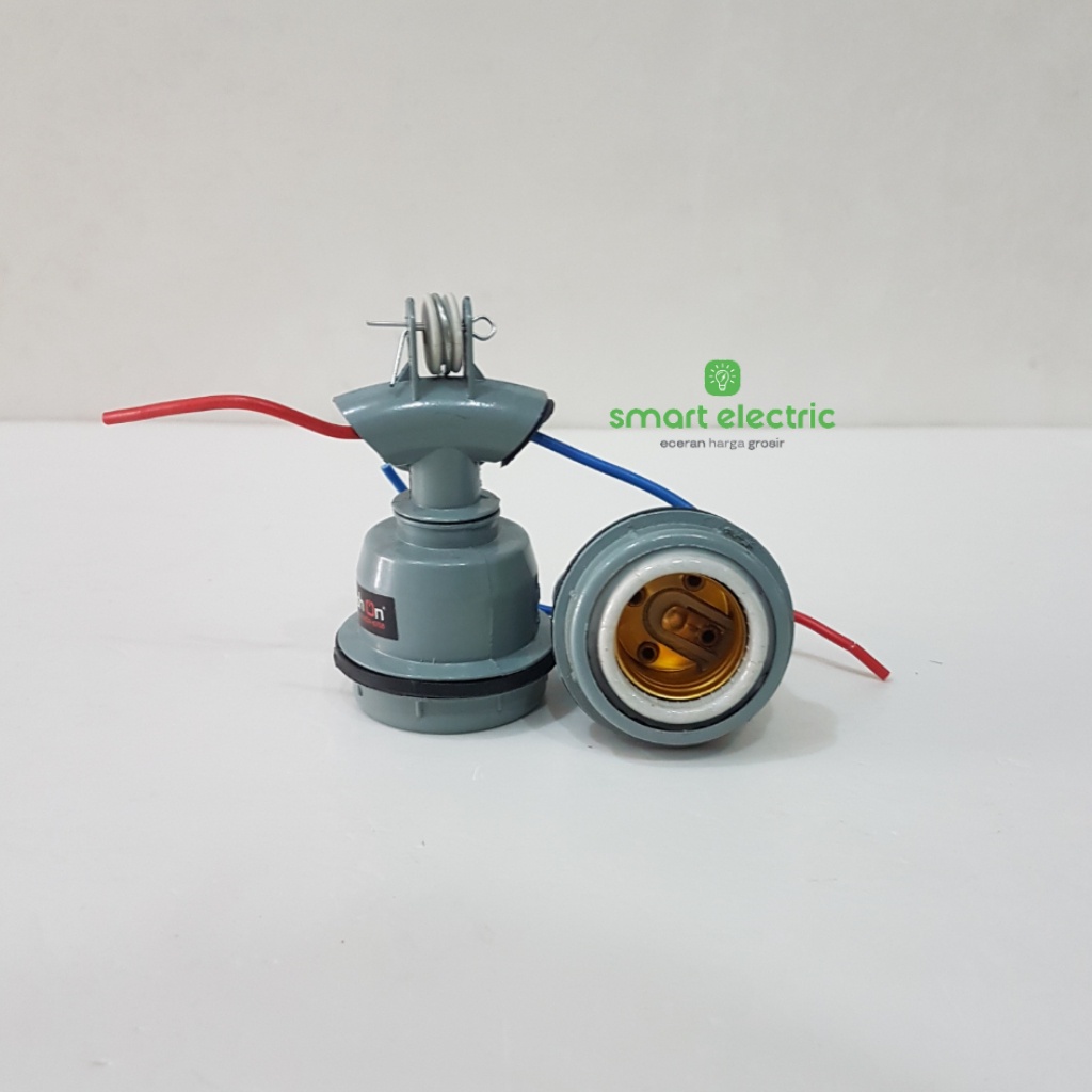 Jual Fitting Lampu Gantung Keramik Besi Untuk Kap Hijau WD E27 Fiting Bohlam | Shopee Indonesia