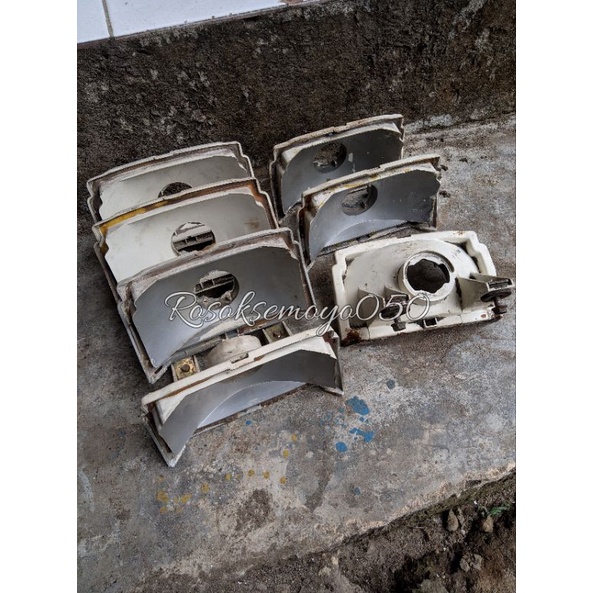 Jual Mika tatakan lampu belakang gl max gl pro original bekas copotan ...