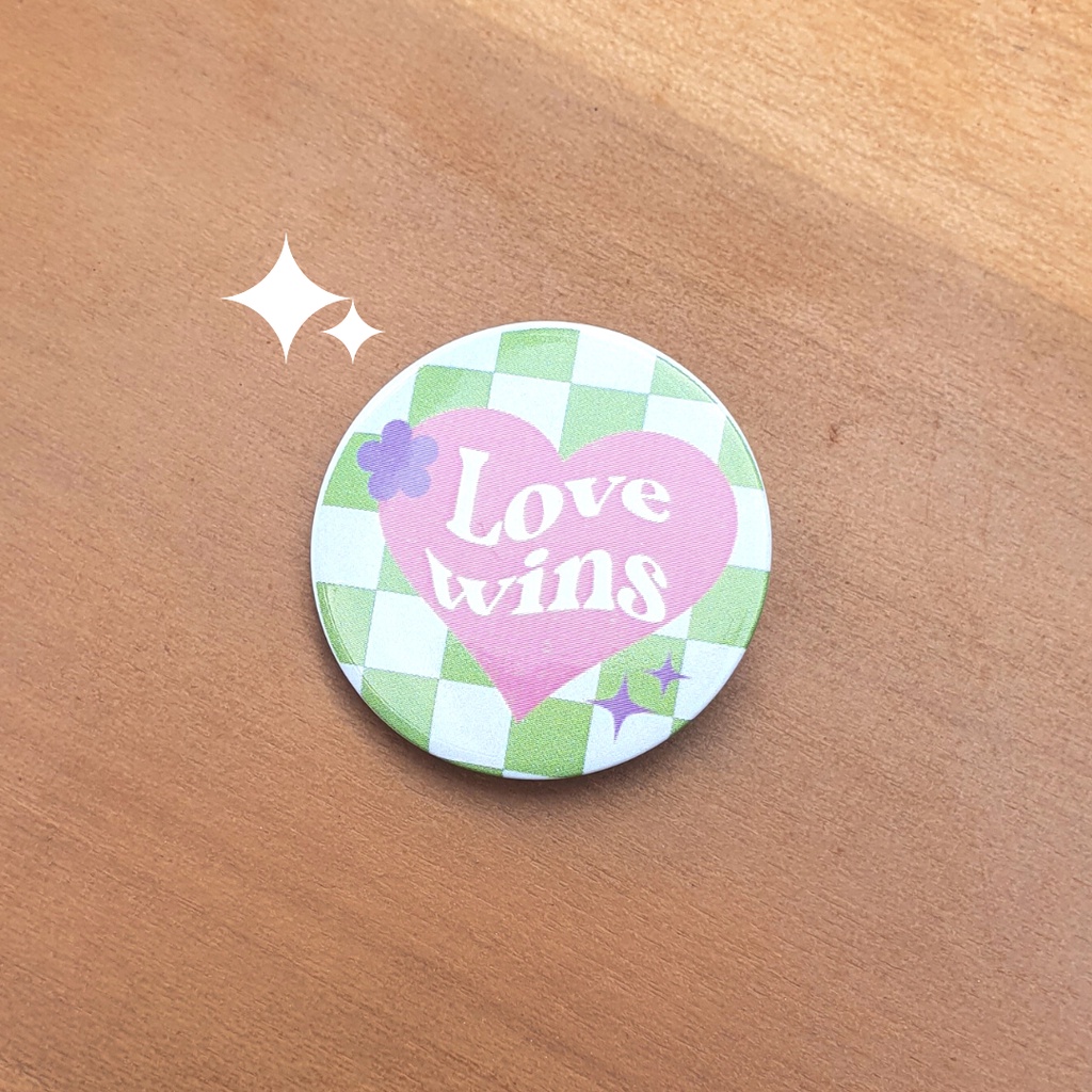 Jual Varian Pin Tas Aksesoris bros y2k diameter 3cm Mini catur Black ...