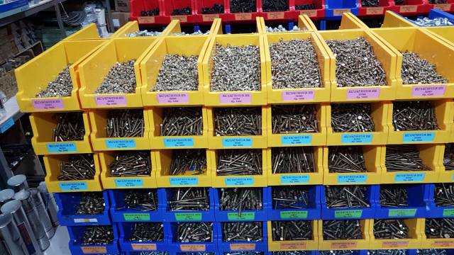 Jual Kotak Sparepart Jolly Bin Storage Maxi Part Case Box Plastik Susun ...