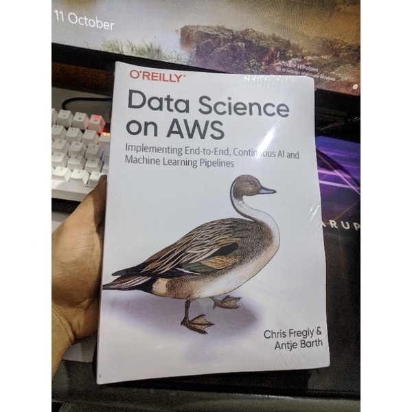 Jual Data Science on AWS: Implementing End-to-End, Continuous AI and Machine Learning Pipelines ...