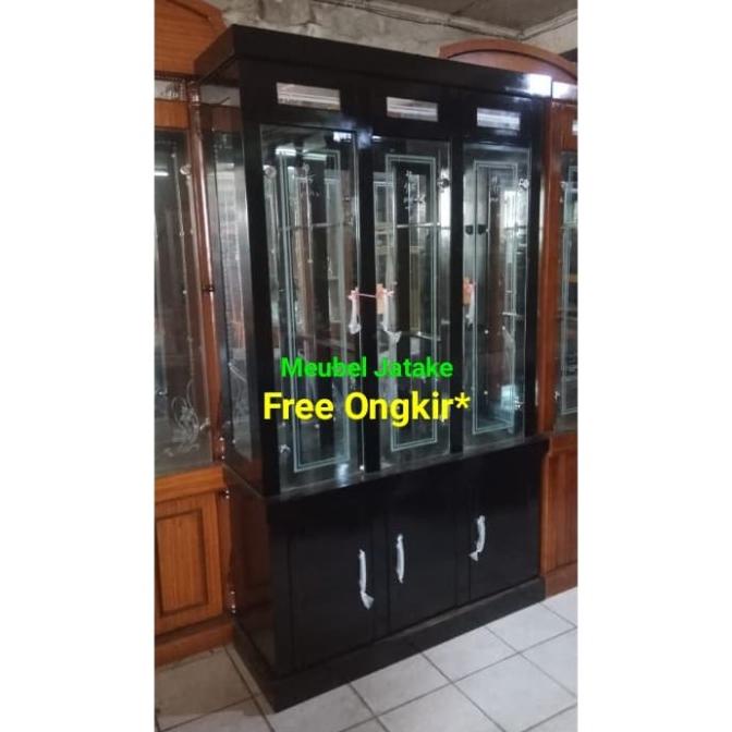 Jual Bufet Pajangan Minimalis 3 Pintu Kaca Bawah Pintu Triplek Bupet ...
