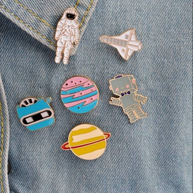 Jual (1 set) Astronout Robot Planet Enamel Pin Badge Bros | Shopee ...