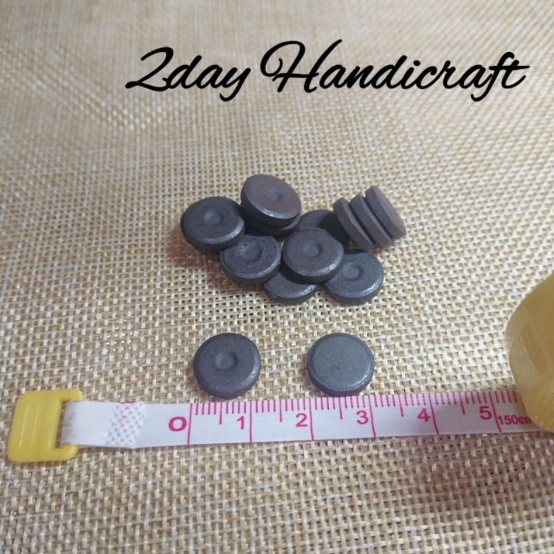 Jual Magnet Hitam Ferrite Bulat 12mm - Magnet Disk Tempelan Kulkas ...