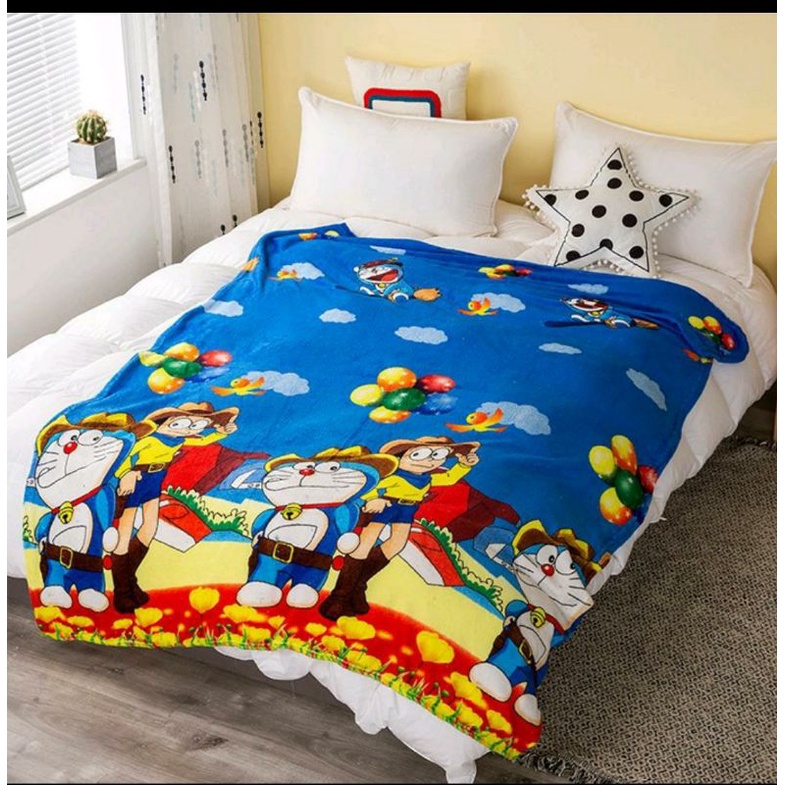Jual Selimut karakter figur gambar doraemon,tayo,hellokity dll | Shopee ...