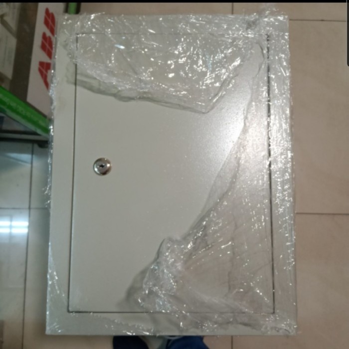 Jual Box Panel Listrik ukuran 30x40 Indoor | Shopee Indonesia