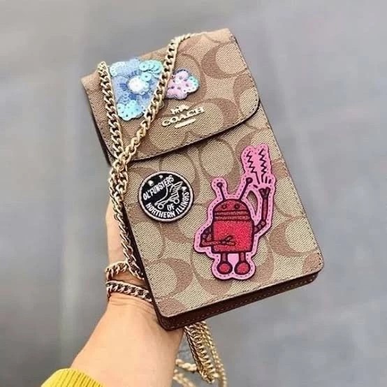 Jual Coach Keith Haring In Signature Canvas Phone Crossbody - ORIGINAL ...
