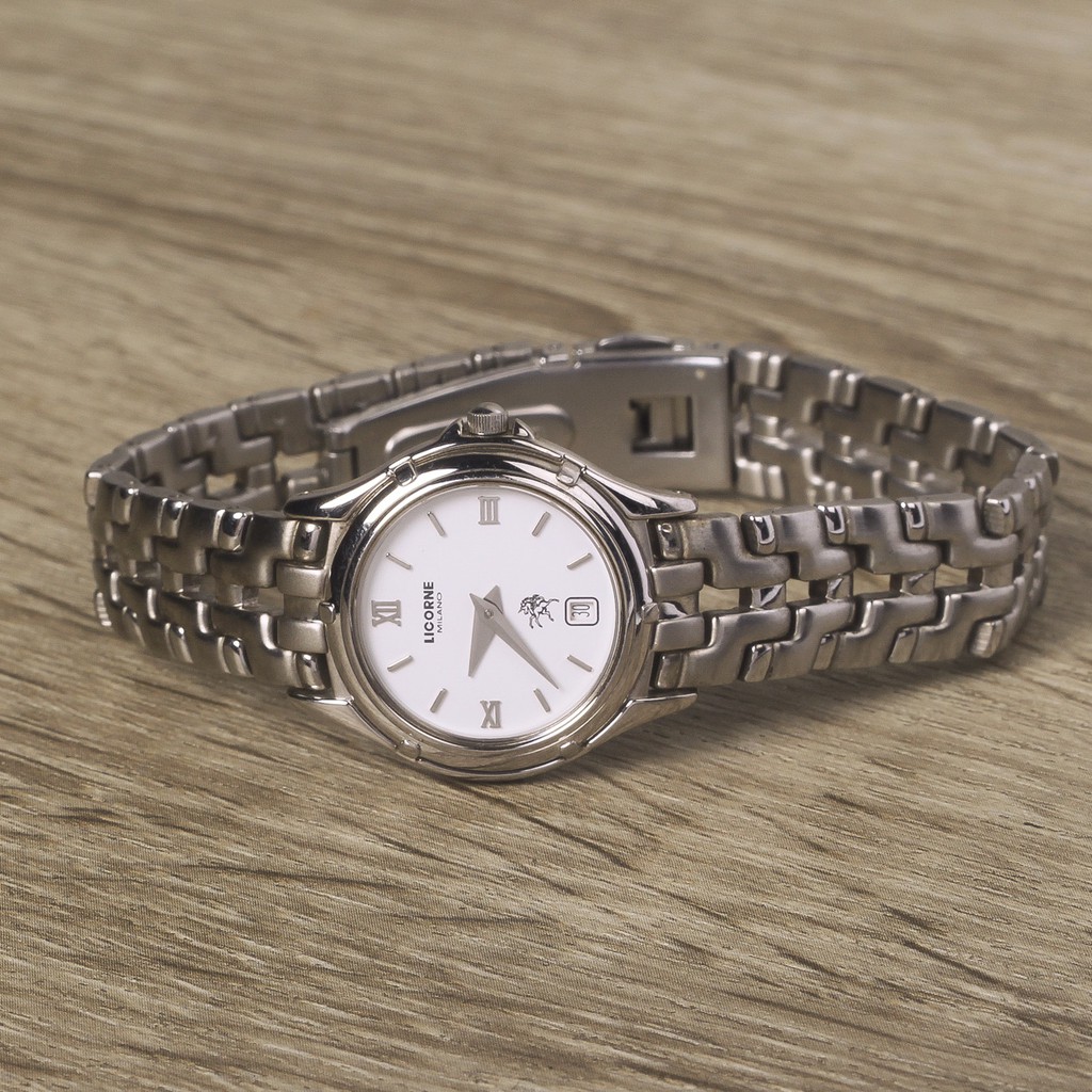 Jual LICORNE Milano Jam Tangan Wanita Kaca Sapphire Italy | Shopee ...