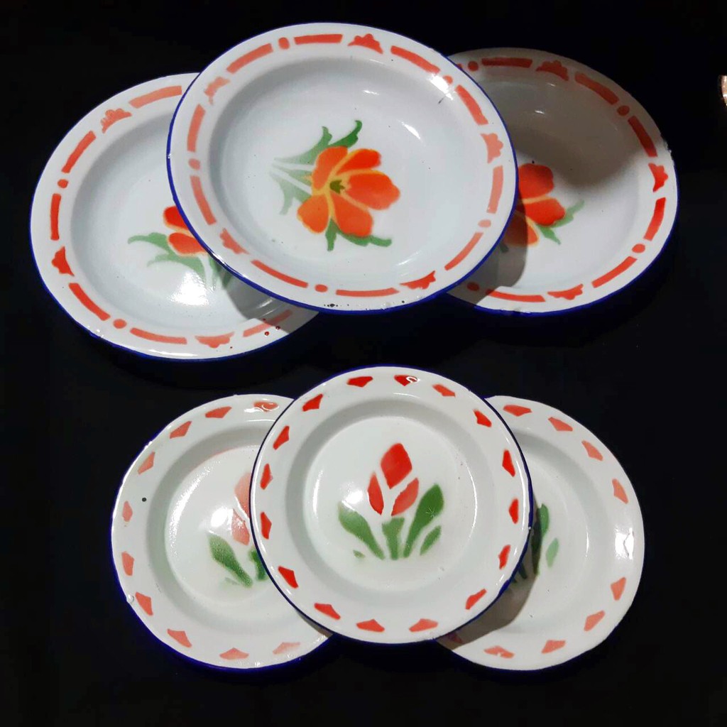 Jual Set Trio Piring Kembang Enamel / Set Piring Kue dan Piring Makan ...