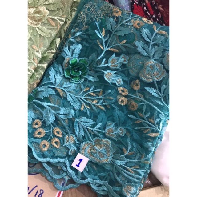 Jual Kain Brokat Bunga Timbul 3 Dimensi (3D) per 50cm=1/2 meter ...