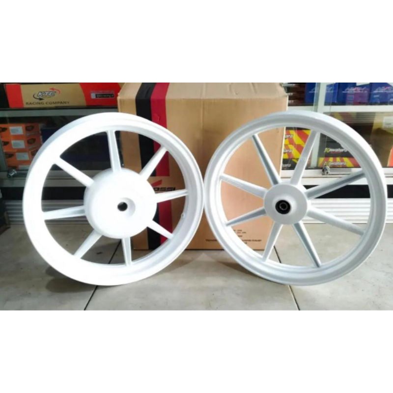 Jual Velg Racing V Rossi Comet P8 Putih Vario 125/150 UK 185/215-14 ...