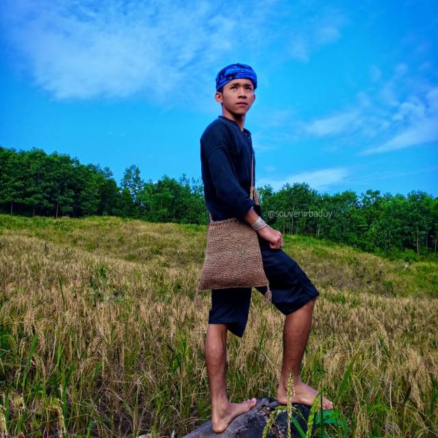 Jual Tas koja suku Baduy rajutan kulit kayu asli | Shopee Indonesia