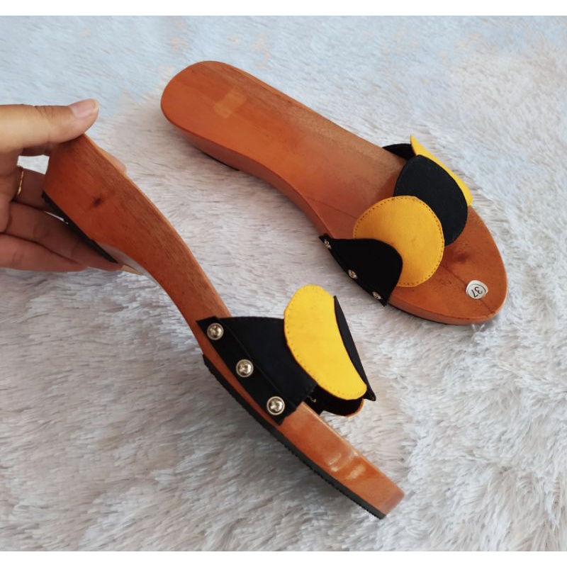 Jual kelom geulis teplek 3cm/sandal wanita/sandal kayu/sandal cewe ...