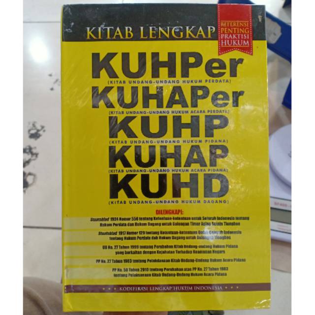 Jual KITAB LENGKAP KUHPER KUHAPER KUHP KUHAP KUHD REFERENSI PENTING ...