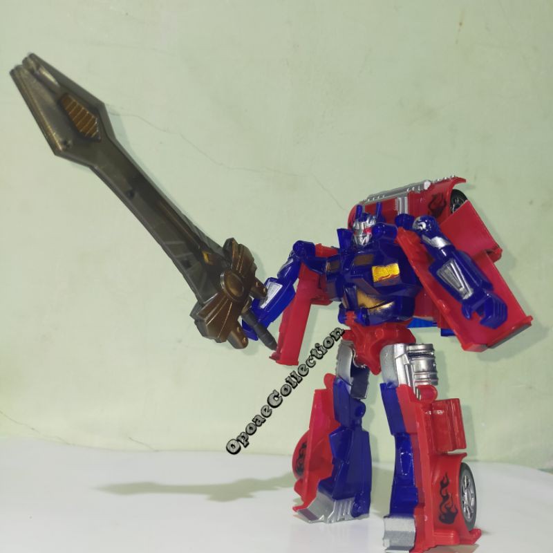 Jual Transformable robot transformers - robot jadi mobil container ...