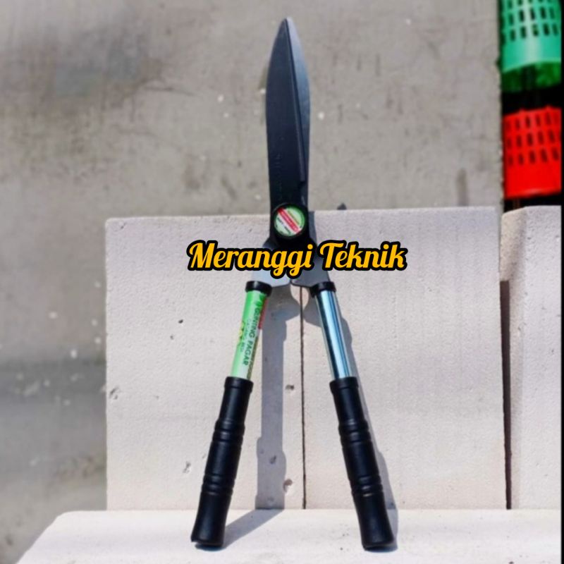 Jual id3823 Gunting rumput kebun dahan ranting besar kenmaster gunting ...