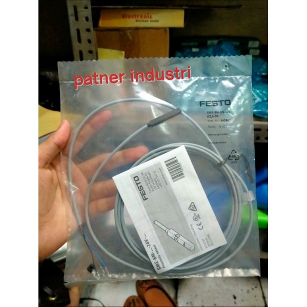 Jual Sensor proximity FESTO SME-8M-DS-24V-K2,5-0E | Shopee Indonesia
