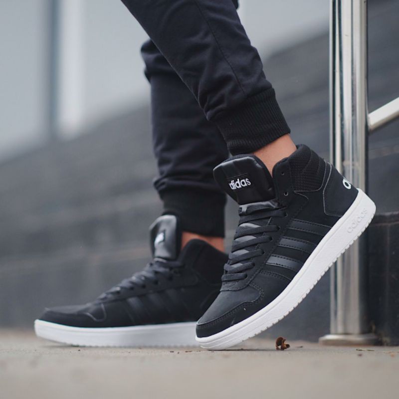 Jual SALE! Adidas Hoops (100% Original BNIB), Sepatu Olahraga Pria ...