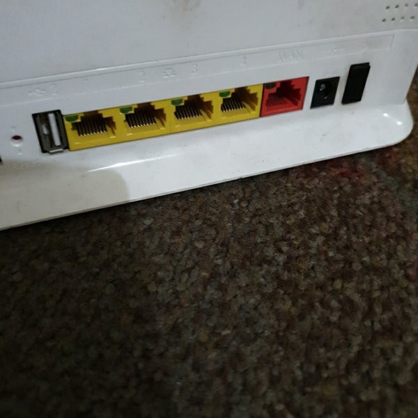 Jual wireless router technicolor TG389ac dual band | Shopee Indonesia