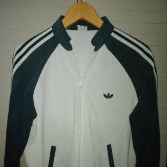 Jual Adidas monkey | Shopee Indonesia
