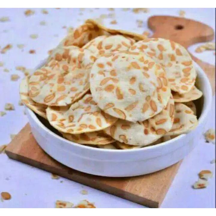 Jual Oleh Oleh Khas Solo Keripik tempe Sagu lemasan 200 Gram / olahan ...