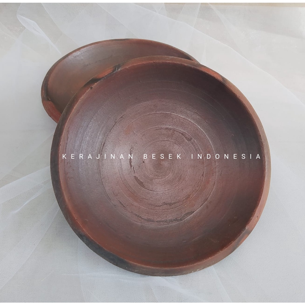Jual PIRING TANAH LIAT ukuran 18cm // Piring saji // Piring tanah liat ...