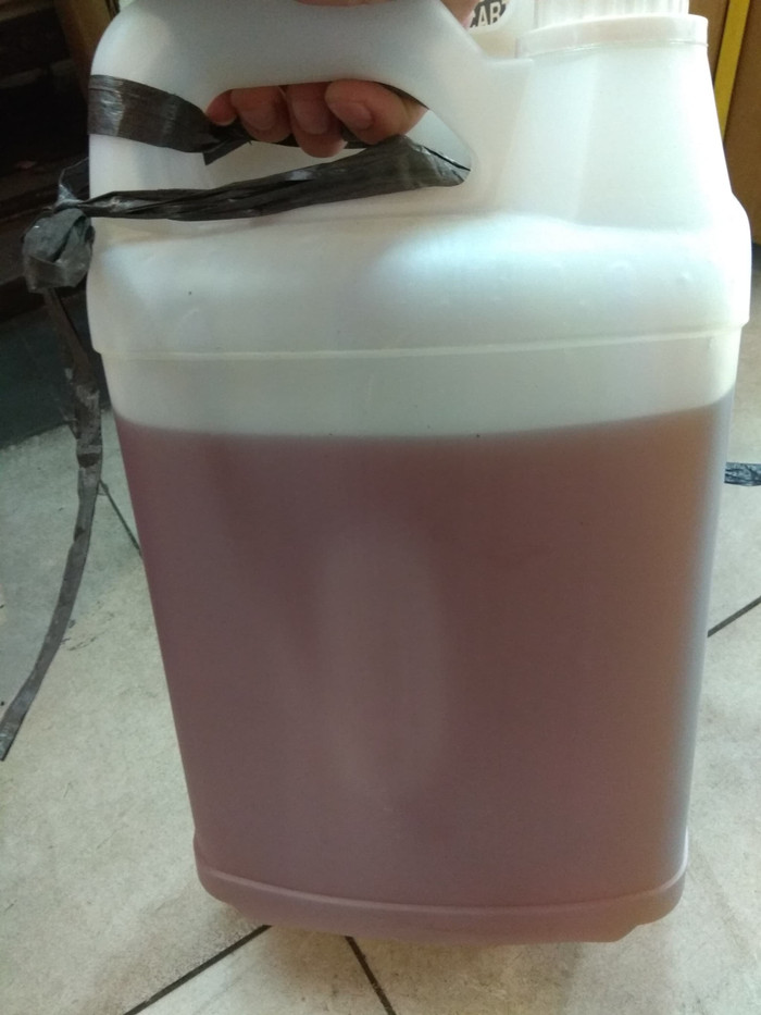 Jual CUTTING OIL / OLI BROMUS 5 LITER / OLI BUBUT / OLI TAPPING / OLI ...