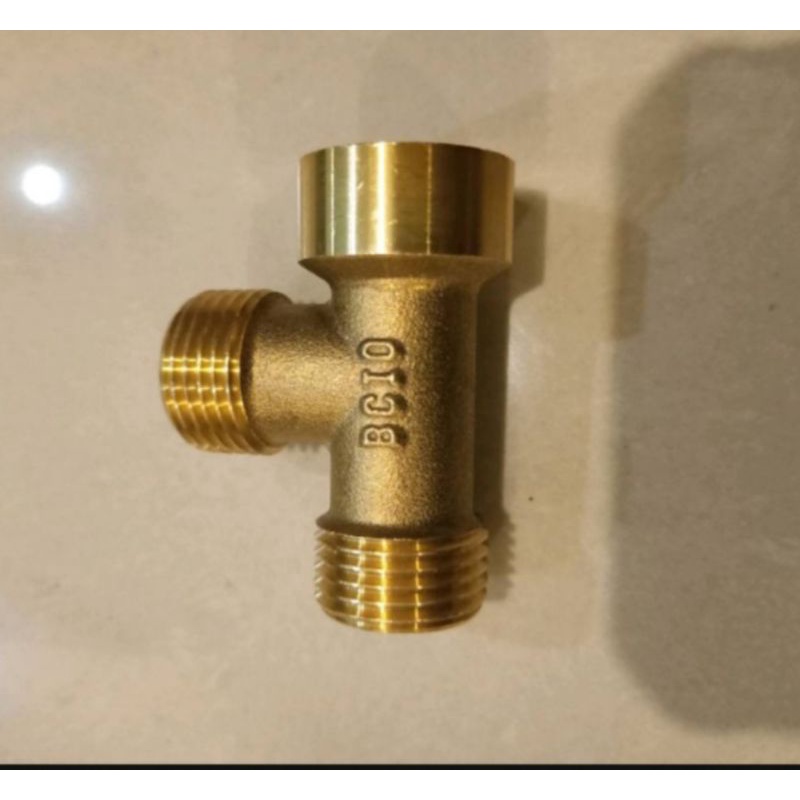 Jual Nepel tee shower / nepel tee kuningan ukuran 1/2 inch drat luar ...