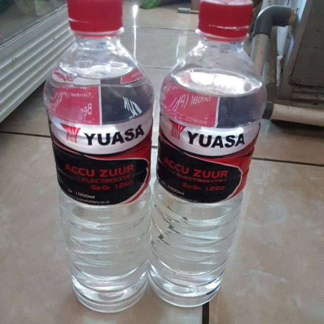 Jual Air Aki Merah Accu Zuur Merah Yuasa Air Aki Zuur isi pertama ...