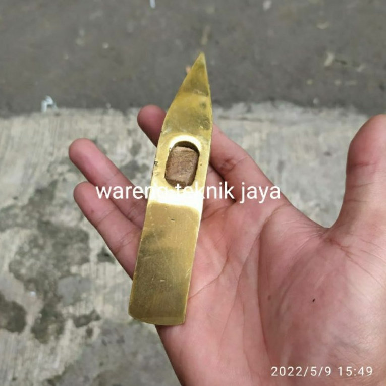 Jual PALU CHIPPING KUNINGAN GAGANG KAYU (300 gram) | Shopee Indonesia