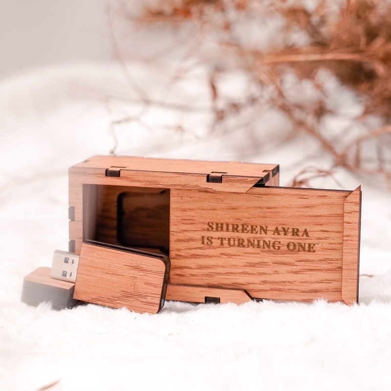 Jual Box kotak Kayu Flashdisk 32GB 3.0 (Sandisk) | Shopee Indonesia