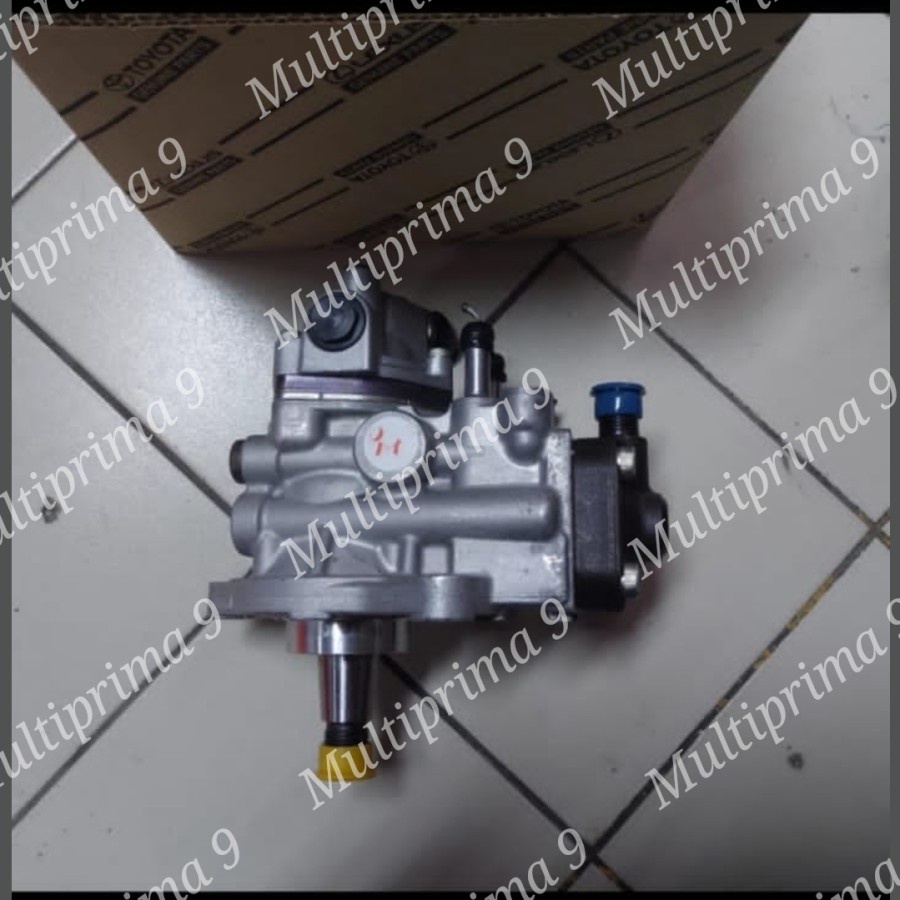 Jual Injeksi Pump Supply Pump Assy toyota Hilux Revo 2GD 22100-0E010 ...