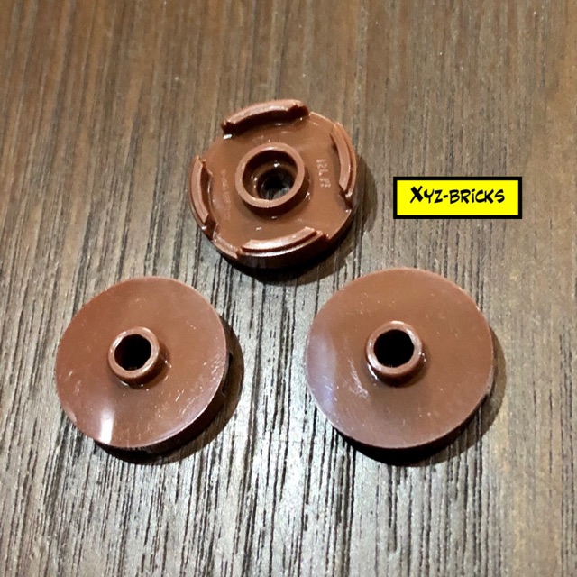 Jual LEGO PARTS 6102360 - Round Plate 2x2 with 1 Knob Reddish Brown ...
