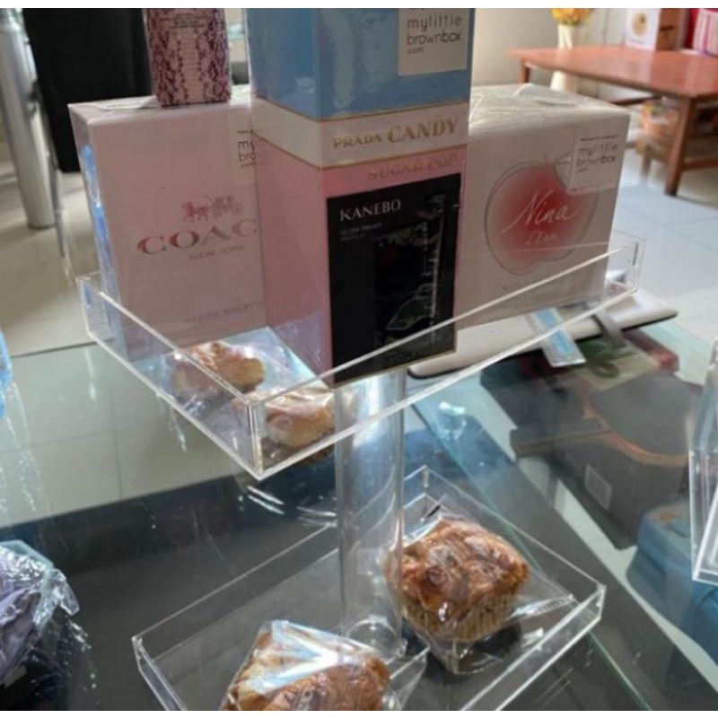 Jual akrilik oraganaizer akrilik tempat parfum dan rak parfum akrilik ...